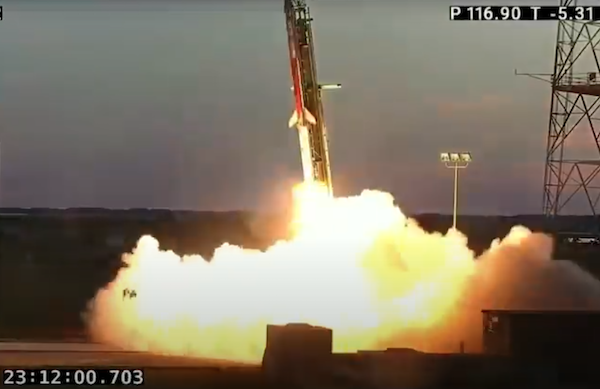 US Air Force engineers prepare rocket sled for hypersonic ground tests ...